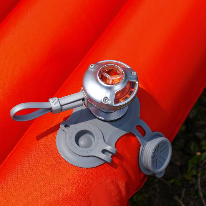 GIGA PUMP Air - The World's Lightest Air Pump Only 1oz | Aerogogo